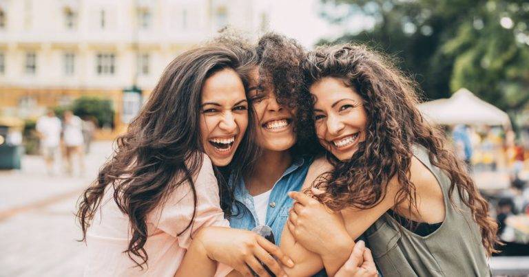 Choosing the Right Friends: A Key to Good Well-being